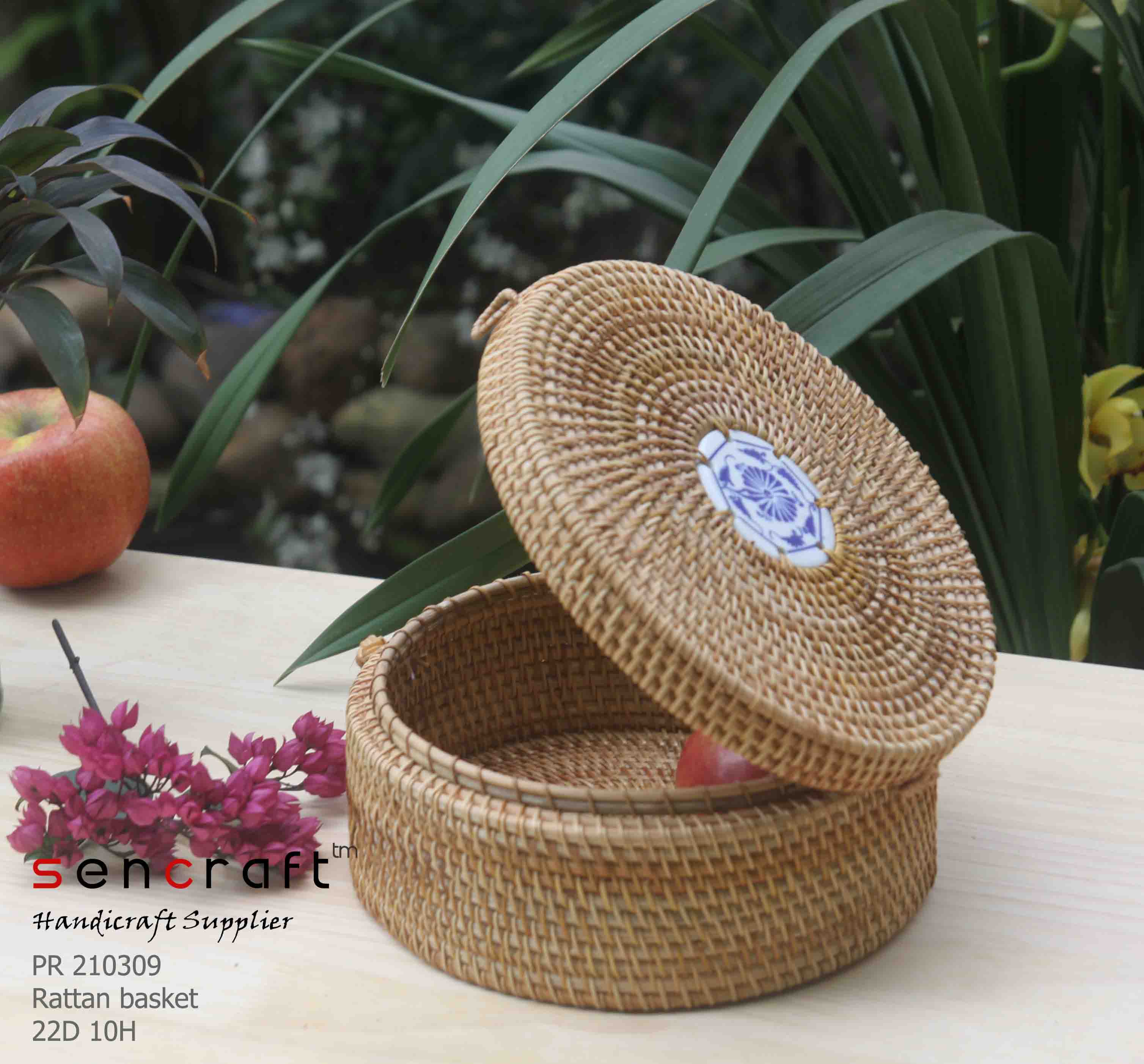 Rattan basket – Handicraft; Bamboo; Rattan; Wicker; Baskets; Bowls; Vases